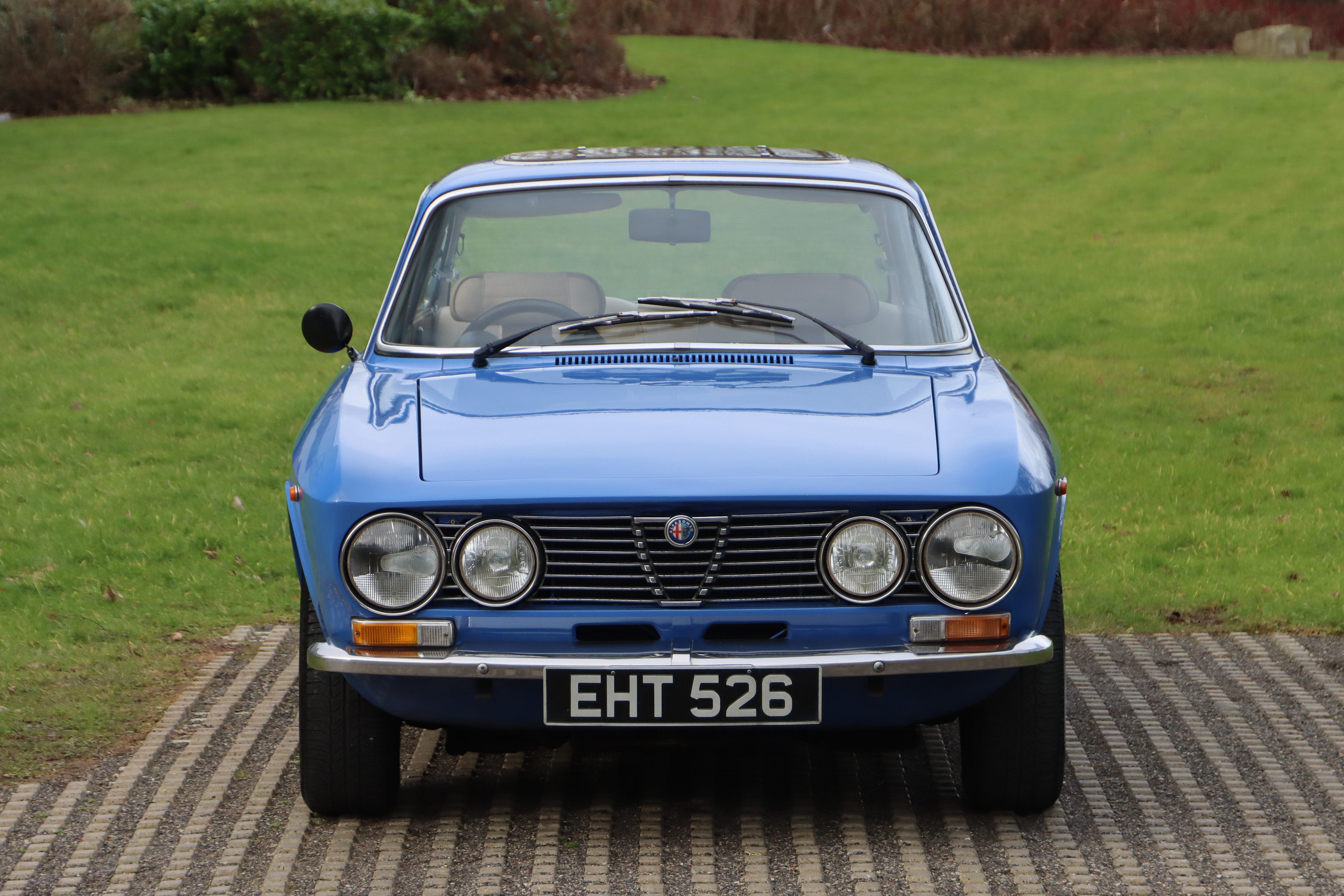 Lot 8 - 1976 Alfa Romeo GT 1600 Junior