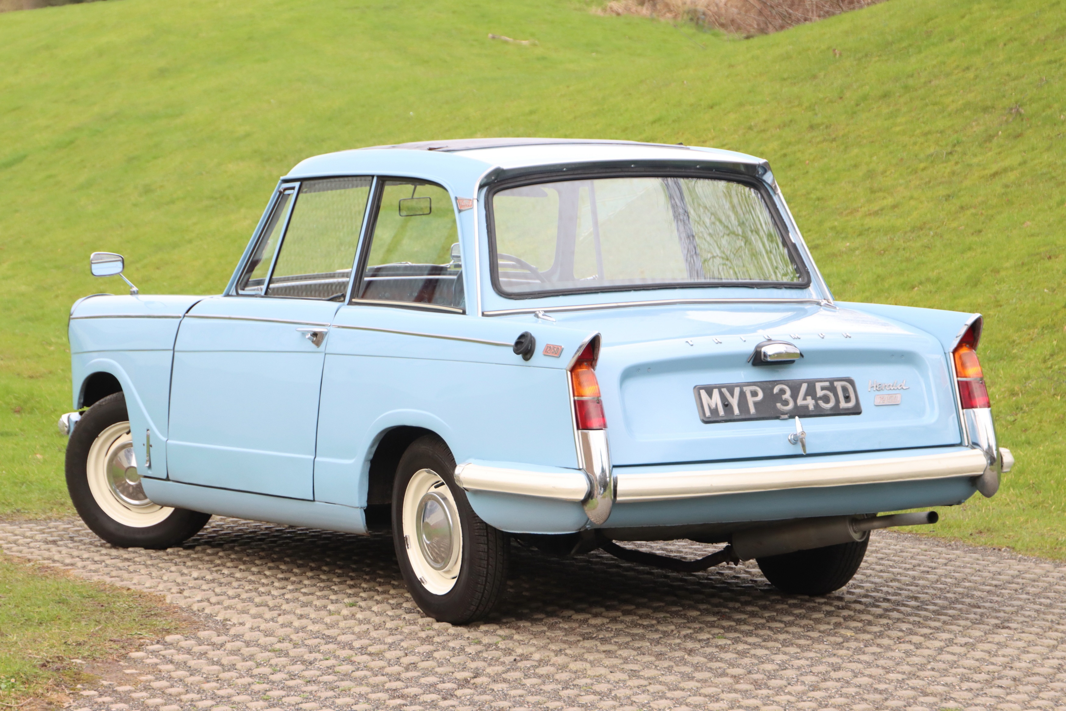 Lot 3 - 1966 Triumph Herald 12/50