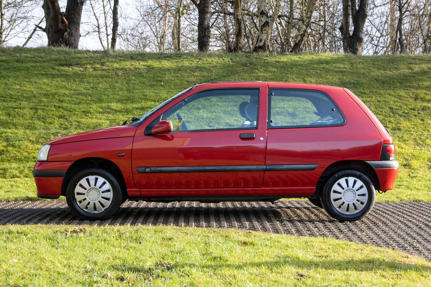 Lot 76 - 1997 Renault Clio 1.4 RT