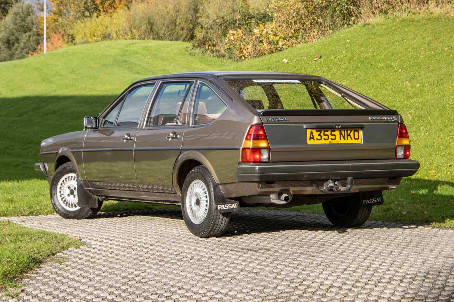 Lot 64 - 1984 Volkswagen Passat GL5