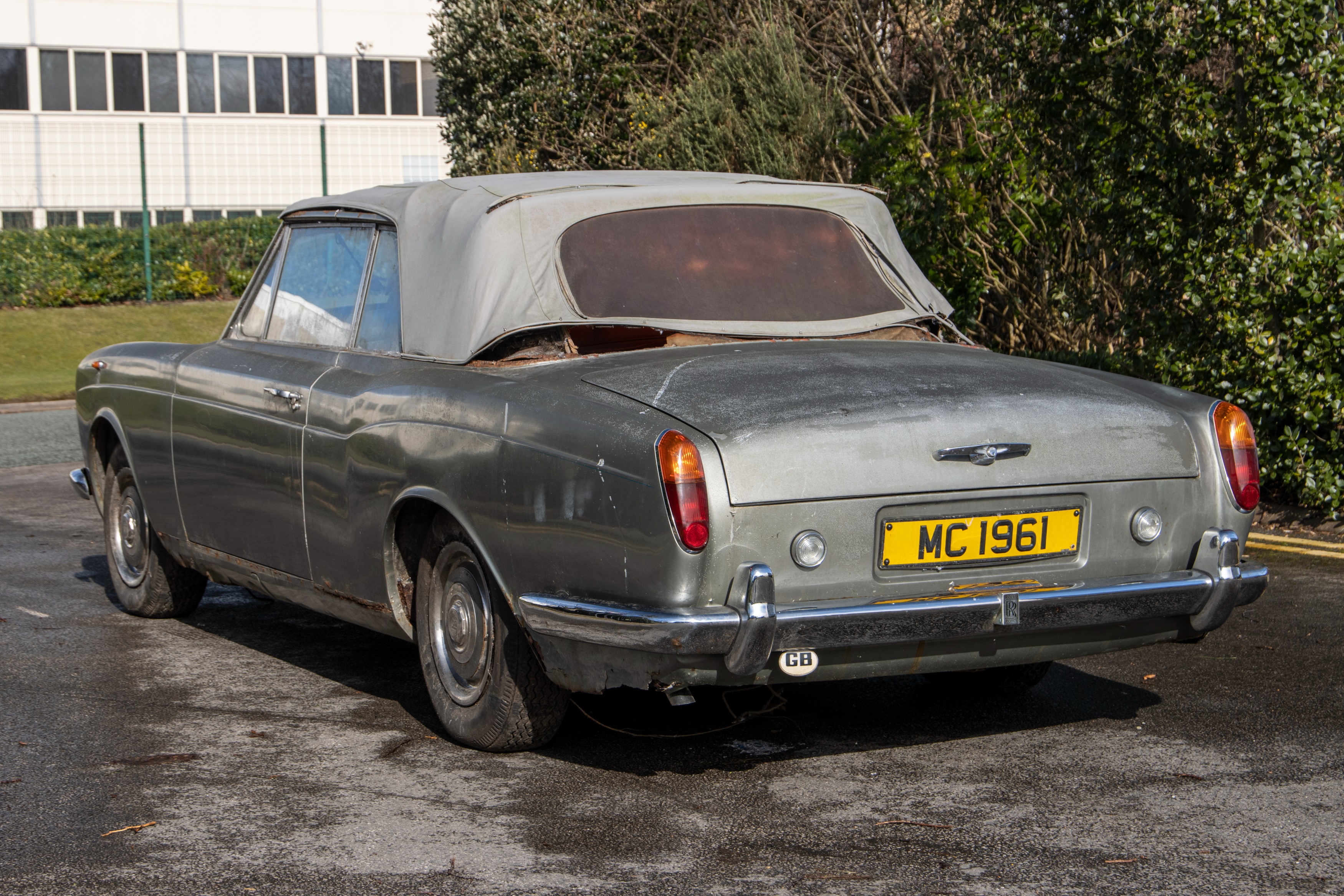 Lot 57 - 1968 Rolls-Royce Silver Shadow MPW Drophead