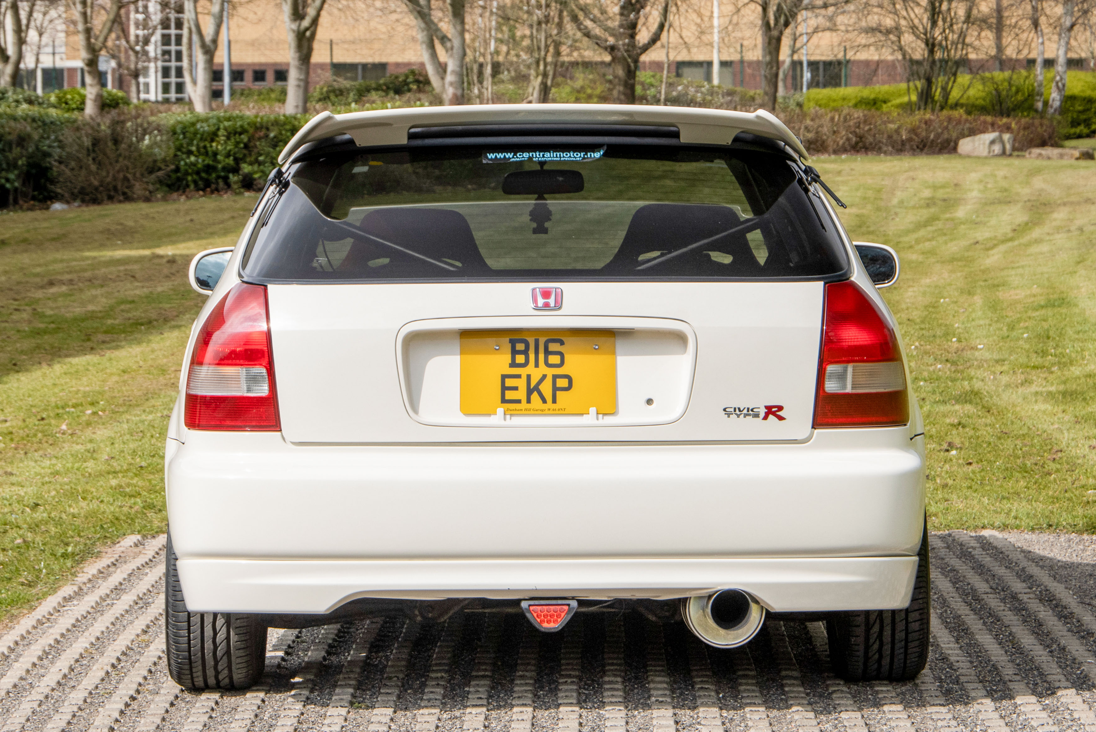 Lot 56 - 1999 Honda Civic Type R