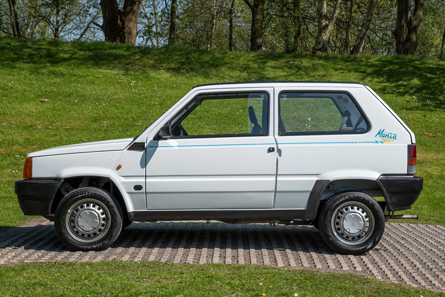 Lot 49 - 1992 Fiat Panda 750 Fire Mania