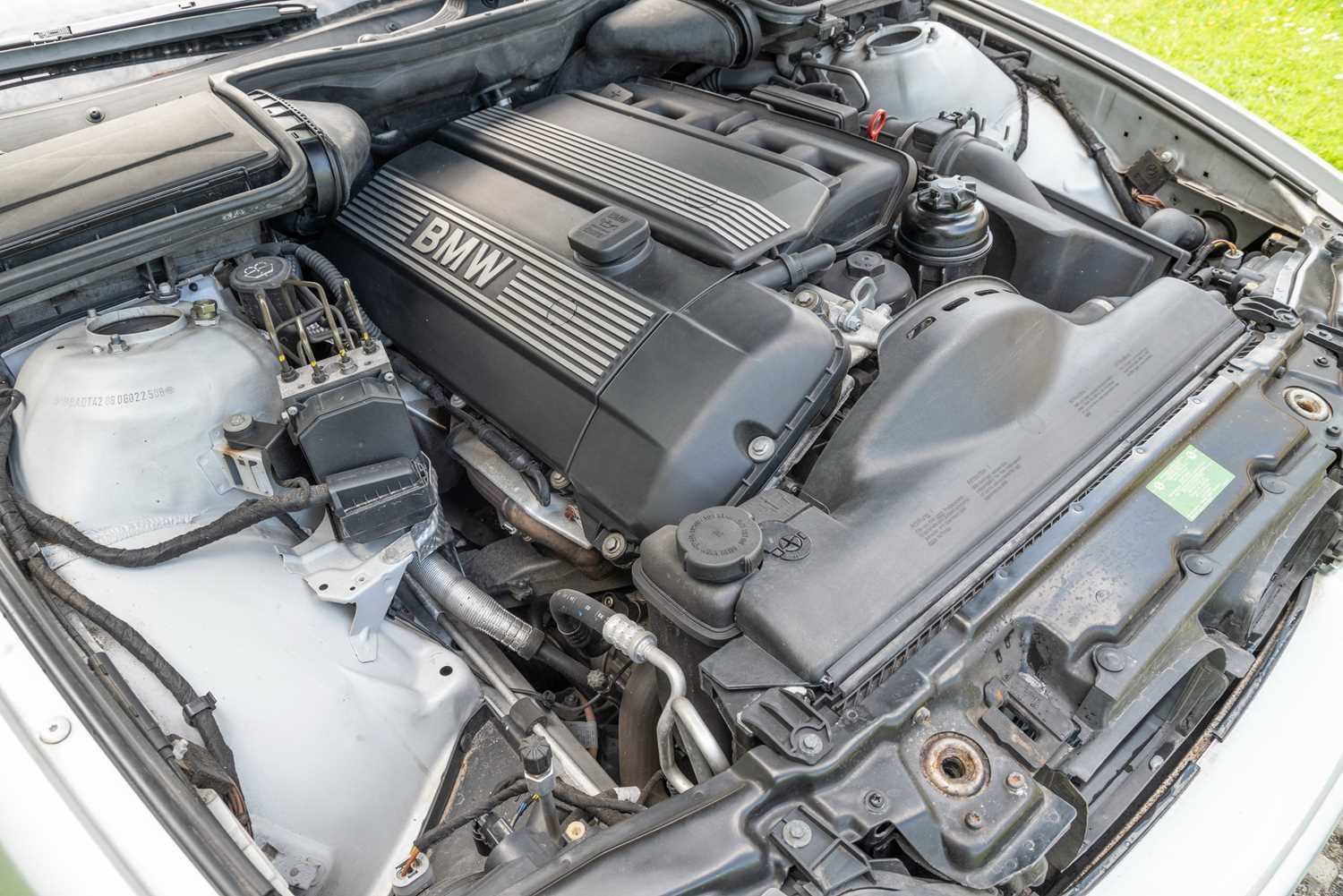 Lot 61 - 2003 BMW 525i SE