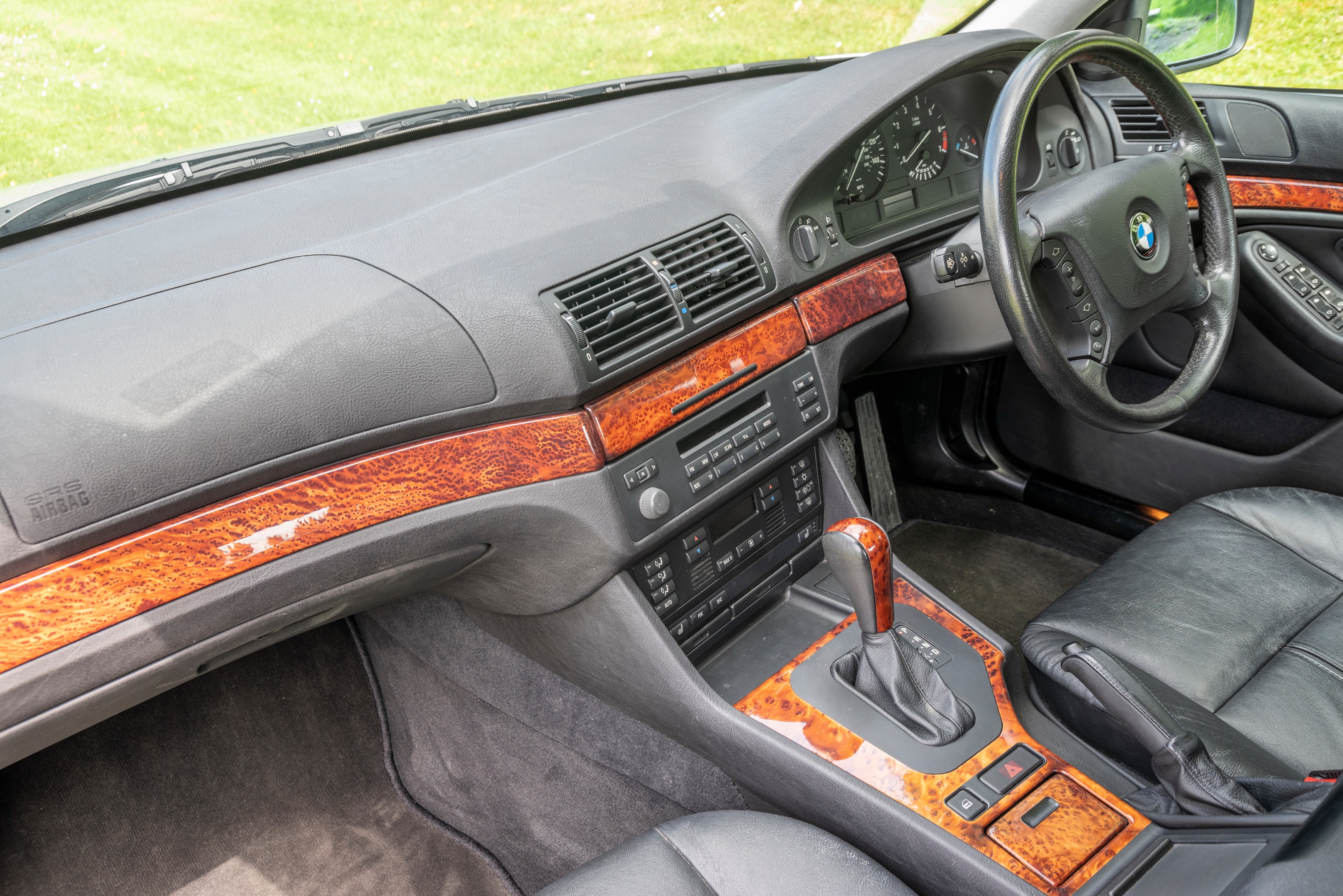 Lot 61 - 2003 BMW 525i SE