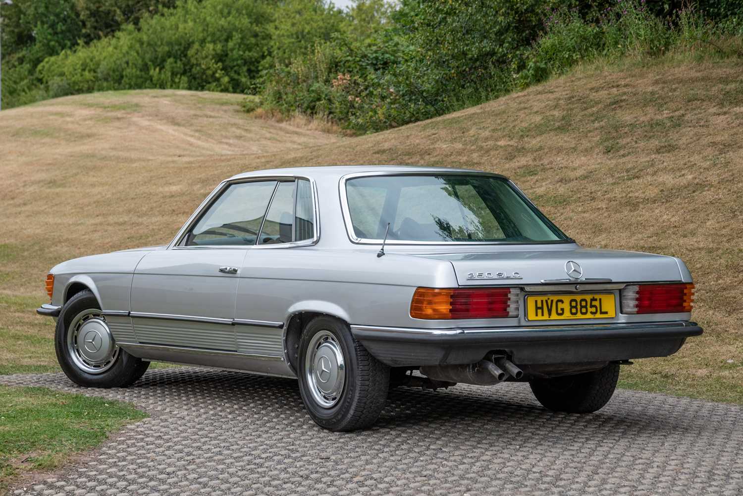 Lot 57 - 1973 Mercedes-Benz 350 SLC