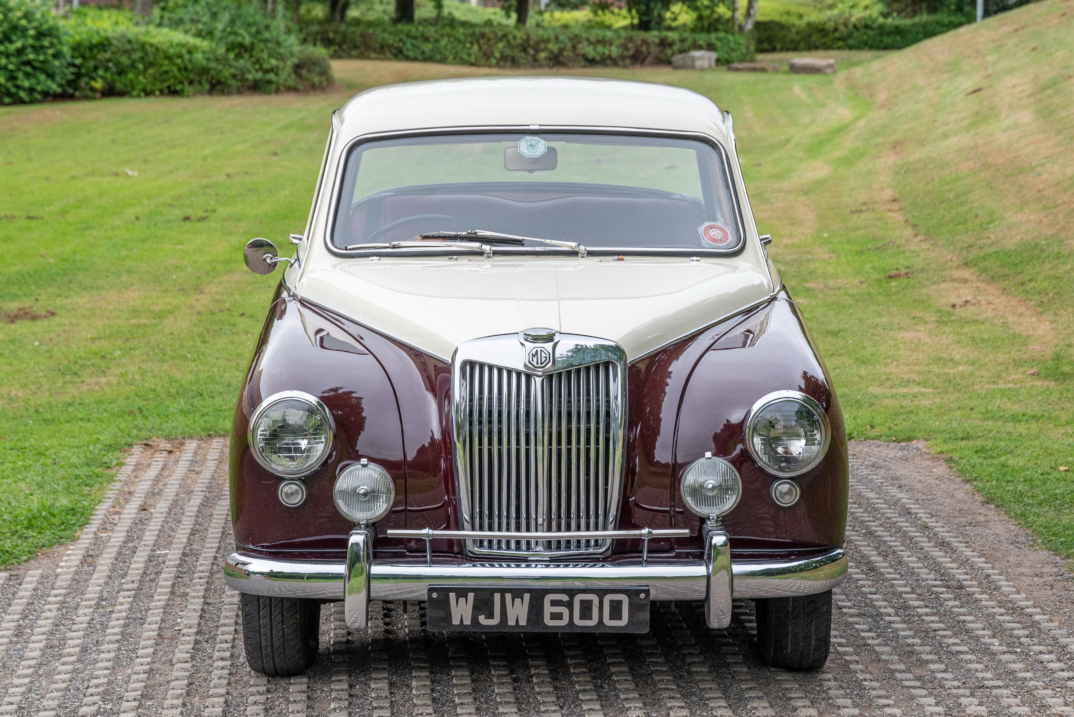 Lot 14 - 1958 MG Magnette ZB