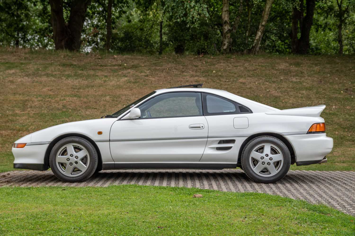 Lot 43 - 1992 Toyota MR2 2.0 GTi