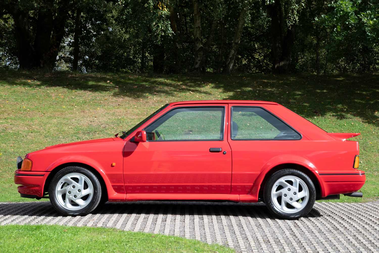 Lot 35 - 1988 Ford Escort RS Turbo
