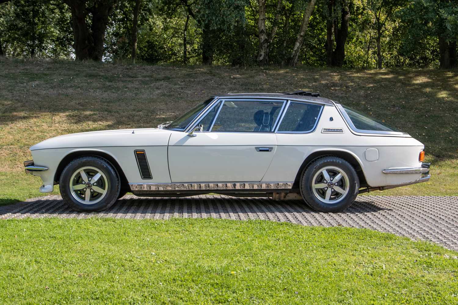 Lot 21 - 1973 Jensen Interceptor III