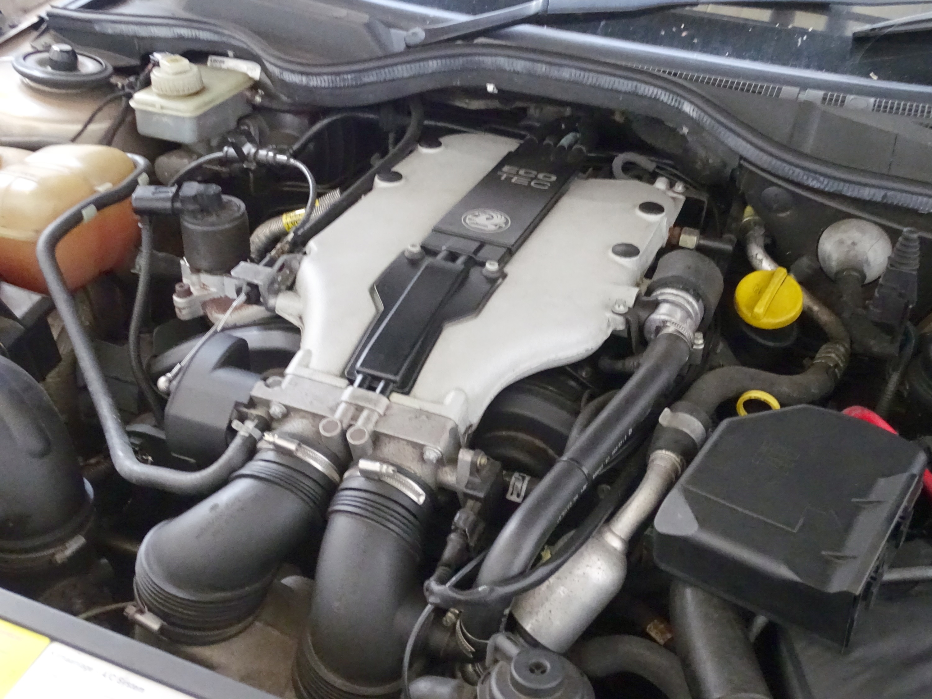 Lot 49 - 1999 Vauxhall Omega V6 Elite