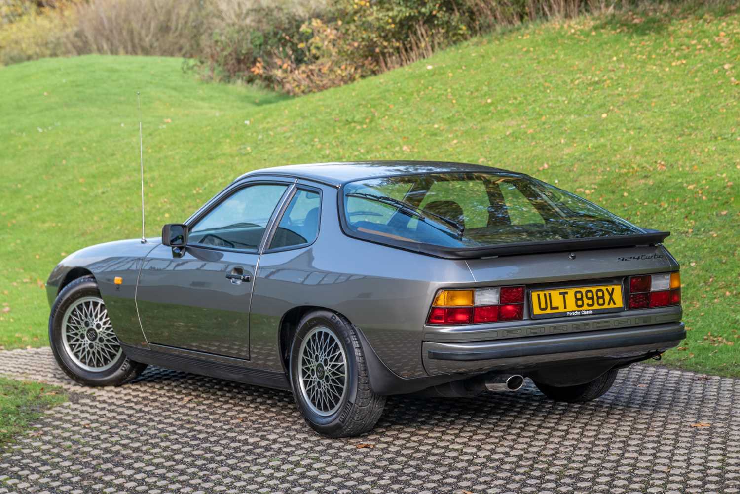 Lot 45 - 1981 Porsche 924 Turbo
